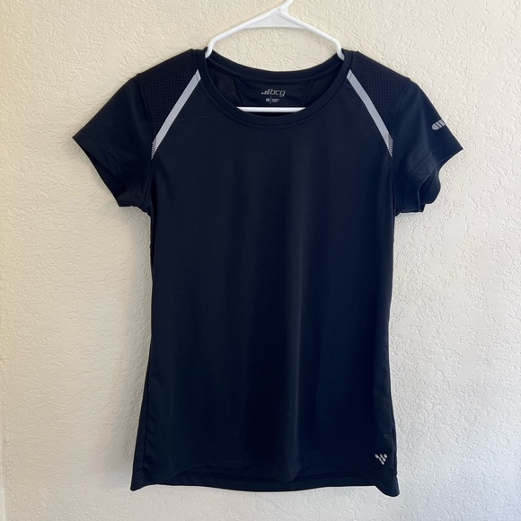bcg | Tops | Bcg Shortsleeve Reflective Running Top | Poshmark